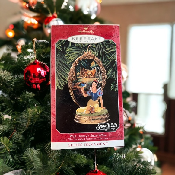 Hallmark | Holiday | Disney Snow White The Seven Dwarfs Vintage 998 ...